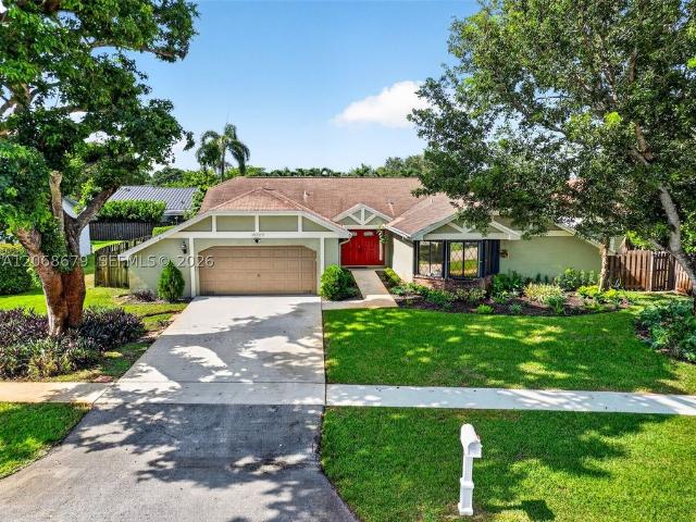 Luxury Villa for sale in Sunrise, Florida