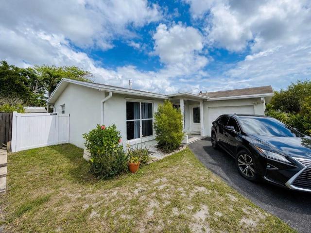 Luxury Villa for sale in Sunrise, Florida