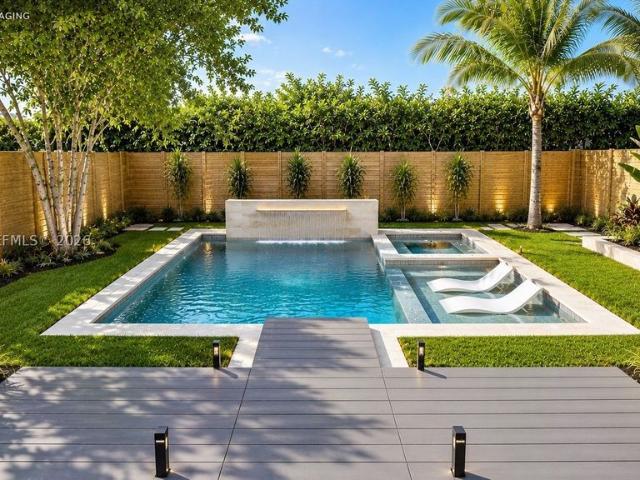 Luxury Villa for sale in Surfside, Florida