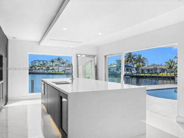 Luxury Villa for sale in Pompano Beach, United States