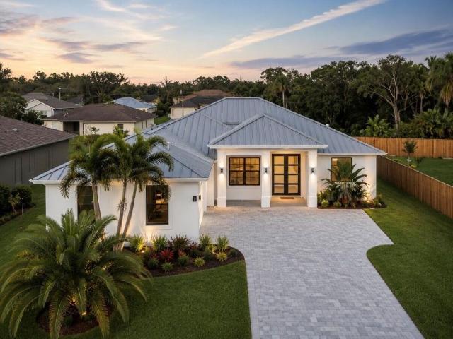 Luxury Villa for sale in Port Saint Lucie, United States
