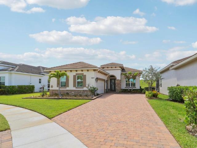 Luxury Villa for sale in Port Saint Lucie, United States