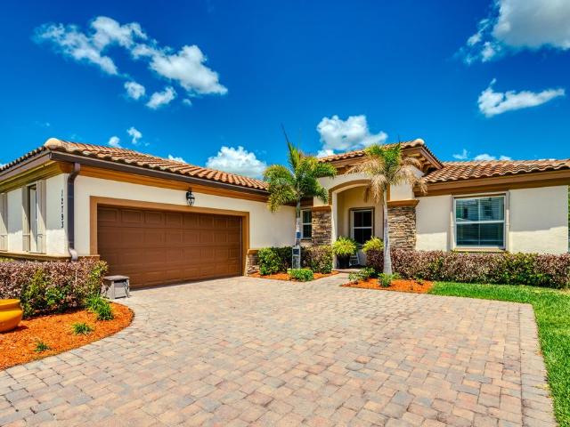 Luxury Villa for sale in Port Saint Lucie, United States
