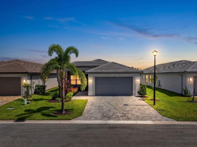 Luxury Villa for sale in Port Saint Lucie, United States