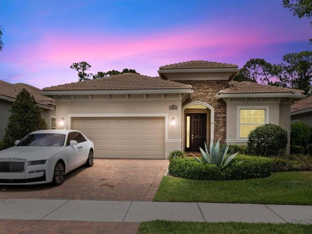 Luxury Villa for sale in Port Saint Lucie, United States