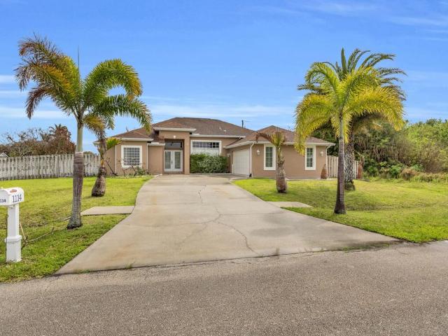 Luxury Villa for sale in Port Saint Lucie, United States