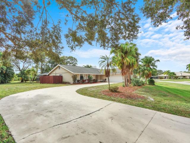 Luxury Villa for sale in Port Saint Lucie, Florida