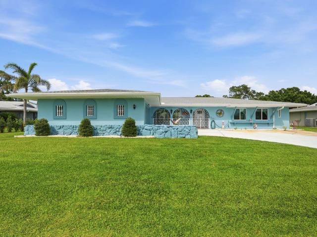 Luxury Villa for sale in Port Saint Lucie, Florida