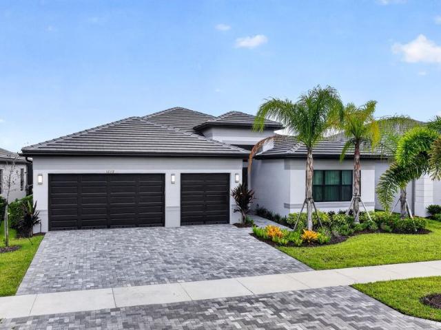 Luxury Villa for sale in Port Saint Lucie, Florida