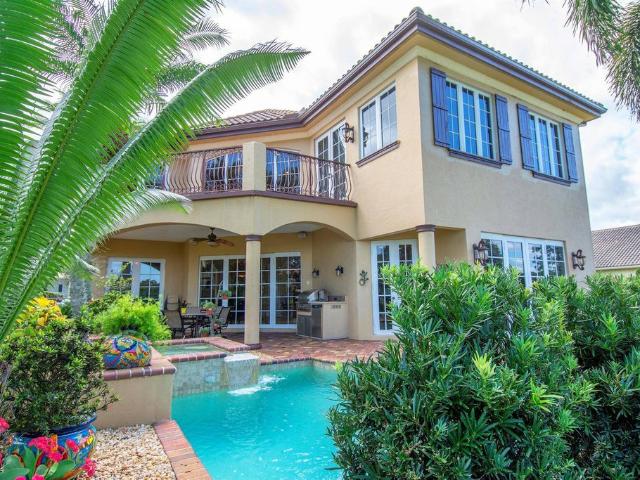 Luxury Villa for sale in Port Saint Lucie, Florida