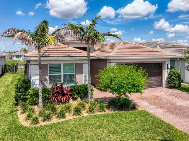 Luxury Villa for sale in Port Saint Lucie, Florida