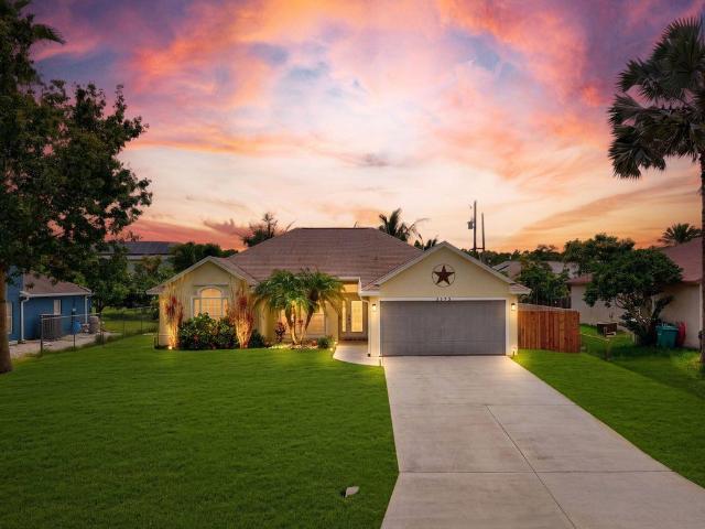 Luxury Villa for sale in Port Saint Lucie, Florida
