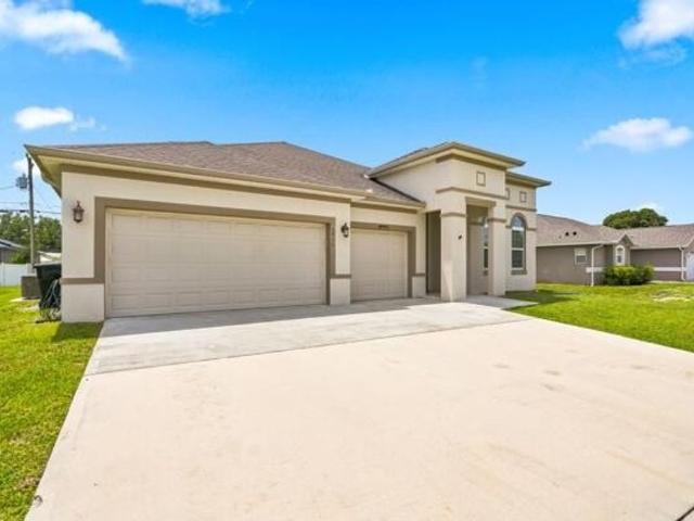Luxury Villa for sale in Port Saint Lucie, Florida