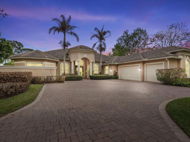 Luxury Villa for sale in Port Saint Lucie, Florida