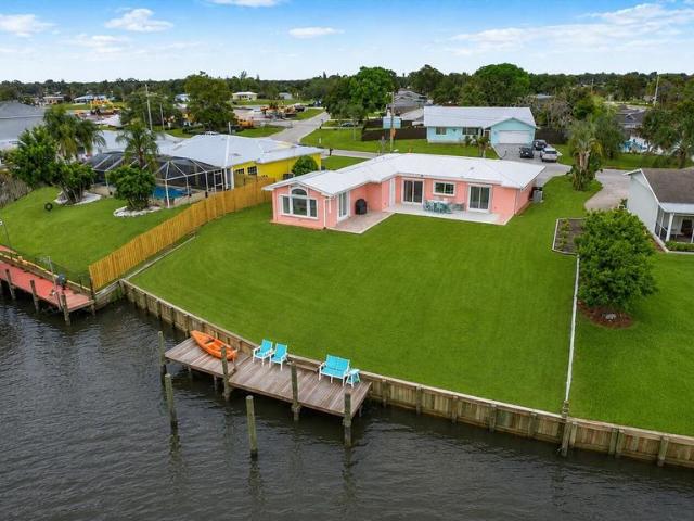 Luxury Villa for sale in Port Saint Lucie, Florida