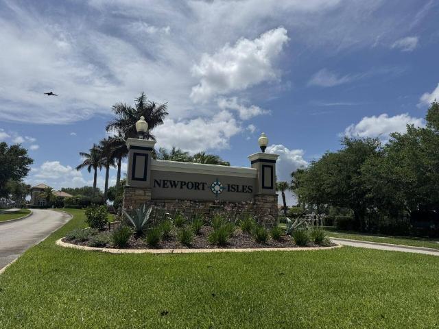 Luxury Villa for sale in Port Saint Lucie, Florida