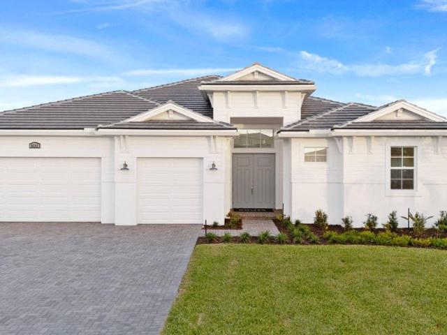 Luxury Villa for sale in Port Saint Lucie, Florida