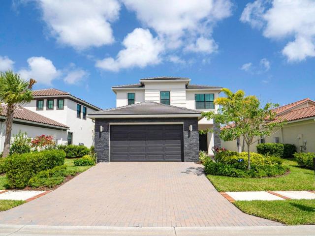 Luxury Villa for sale in Port Saint Lucie, Florida