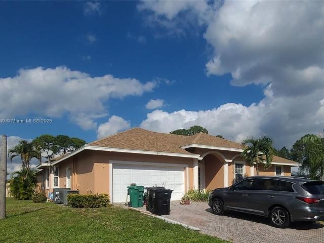 Luxury Villa for sale in Port Saint Lucie, Florida