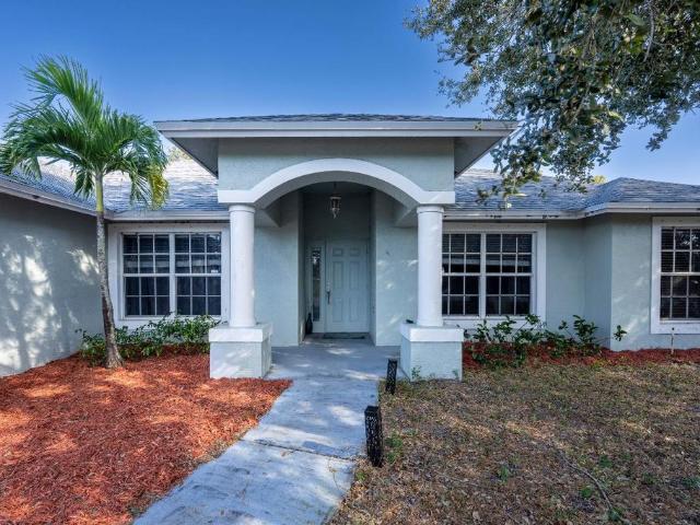 Luxury Villa for sale in Port Saint Lucie, Florida