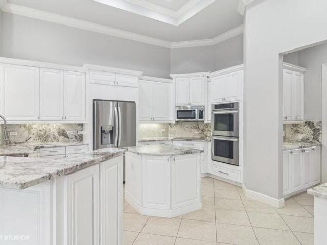 Luxury Villa for sale in Port Saint Lucie, Florida
