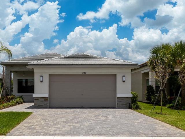Luxury Villa for sale in Port Saint Lucie, Florida