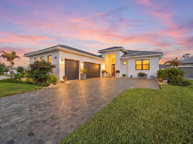 Luxury Villa for sale in Port Saint Lucie, Florida