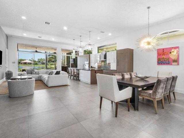 Luxury Villa for sale in Palm Beach Gardens, Florida