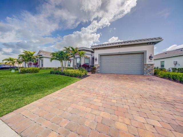 Luxury Villa for sale in Palm Beach Gardens, Florida