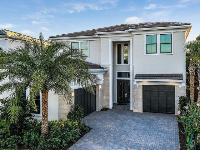 Luxury Villa for sale in Palm Beach Gardens, Florida