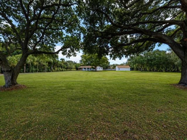 Luxury Villa for sale in Palm Beach Gardens, Florida