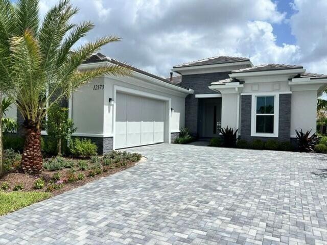 Luxury Villa for sale in Palm Beach Gardens, Florida