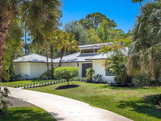 Luxury Villa for sale in Palm Beach Gardens, Florida