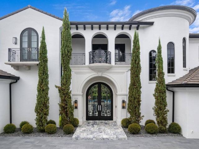 Luxury Villa for sale in Palm Beach Gardens, Florida