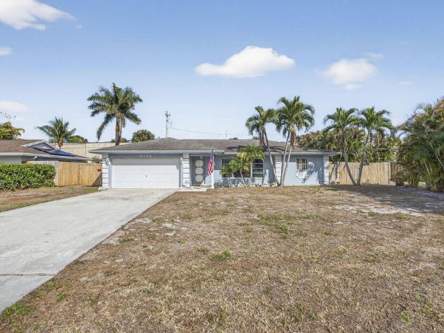 Luxury Villa for sale in Palm Beach Gardens, Florida