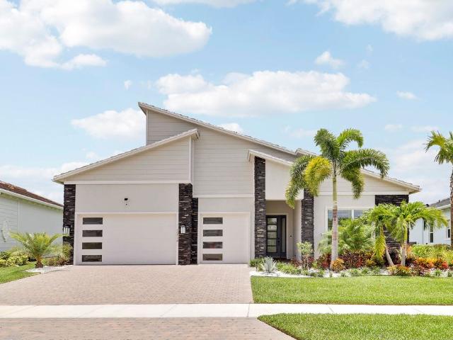 Luxury Villa for sale in Palm Beach Gardens, Florida