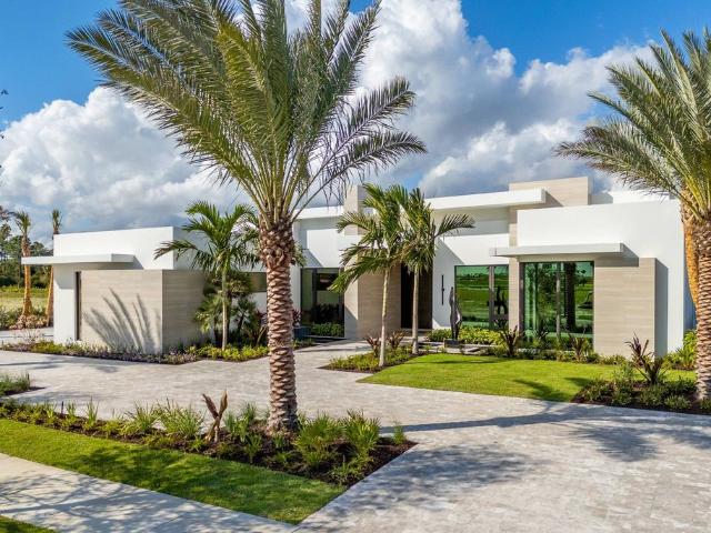 Luxury Villa for sale in Palm Beach Gardens, Florida