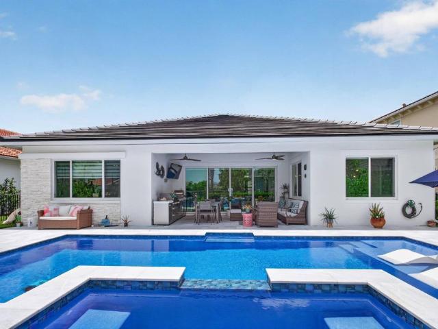 Luxury Villa for sale in Palm Beach Gardens, United States