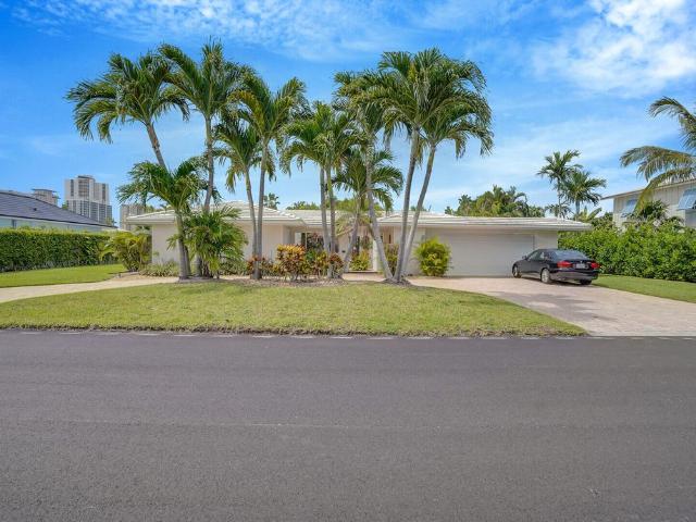Luxury Villa for sale in Palm Beach Shores, United States