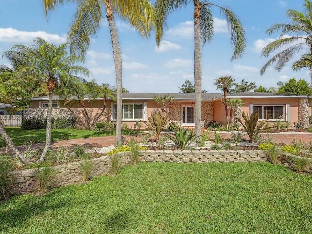 Luxury Villa for sale in Palmetto Bay, Florida