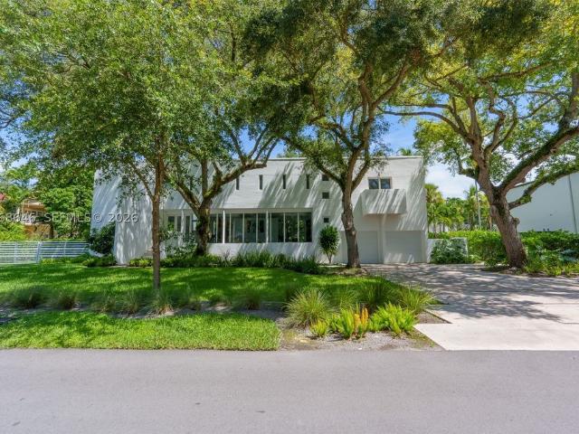 Luxury Villa for sale in Palmetto Bay, Florida
