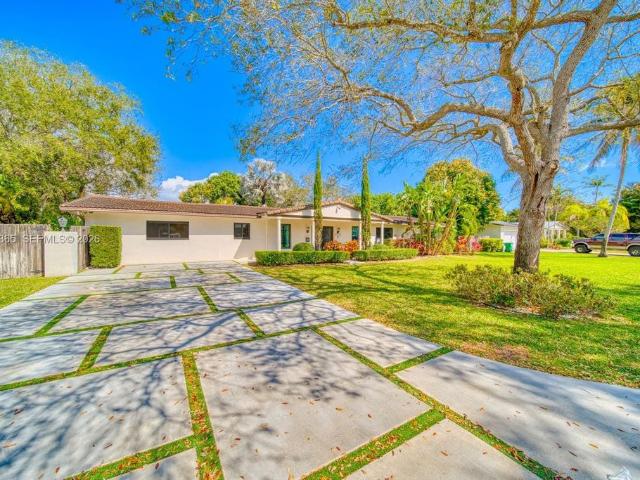 Luxury Villa for sale in Palmetto Bay, Florida