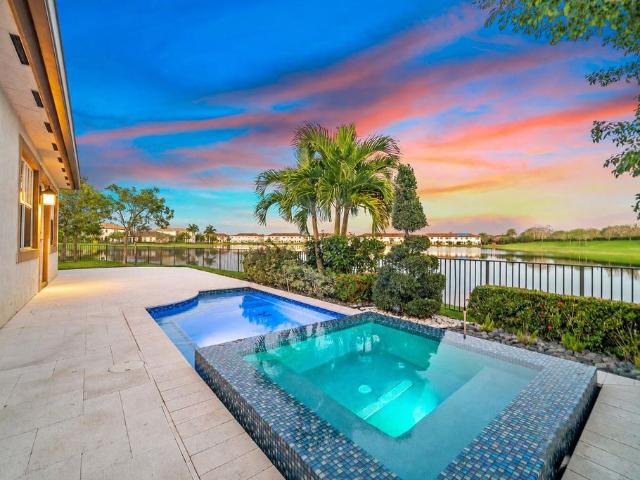 Luxury Villa for sale in Parkland, Florida
