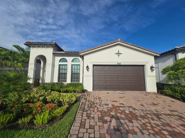 Luxury Villa for sale in Parkland, Florida