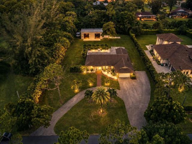Luxury Villa for sale in Parkland, Florida