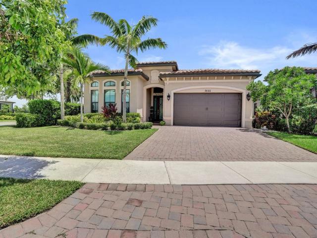 Luxury Villa for sale in Parkland, Florida