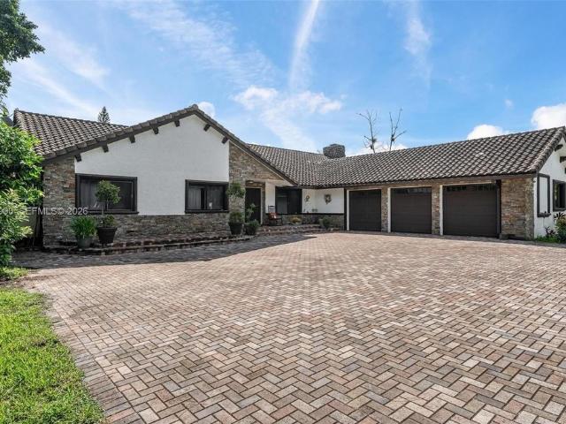 Luxury Villa for sale in Parkland, Florida