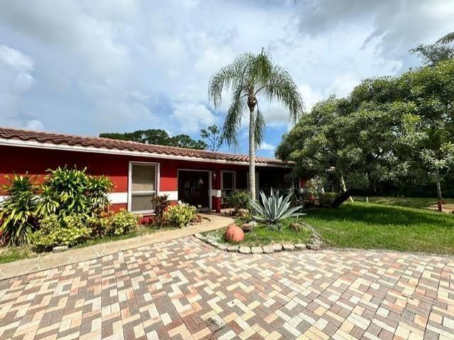 Luxury Villa for sale in Parkland, United States