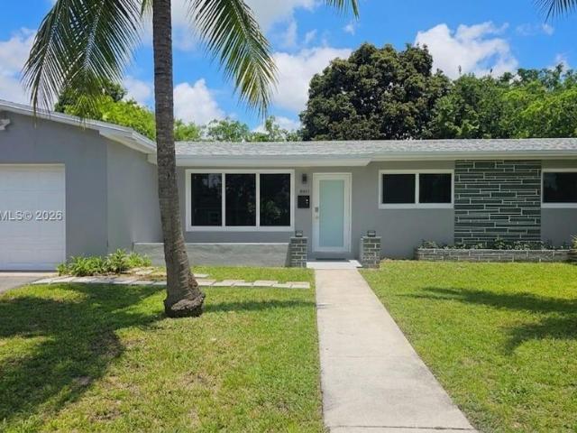 Luxury Villa for sale in Pembroke Pines, Florida