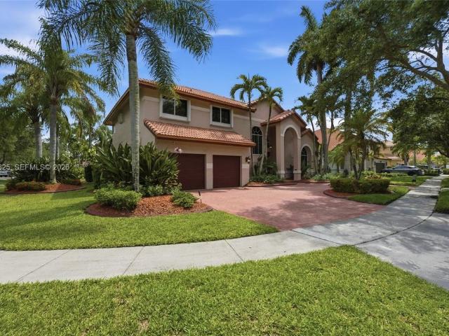 Luxury Villa for sale in Pembroke Pines, Florida